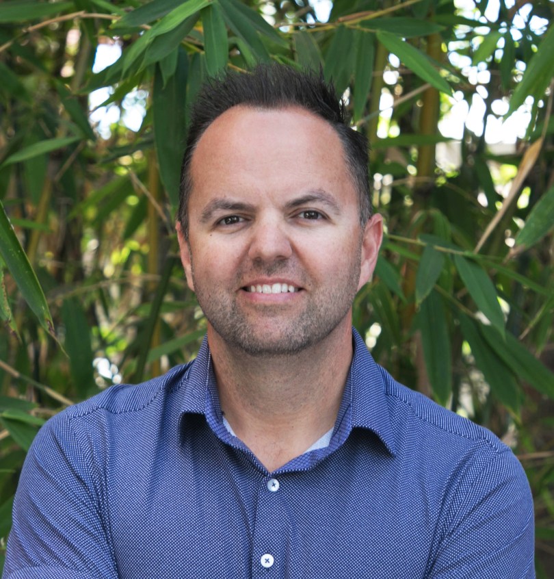 An Interview with Artist Sam Carter – Magic Made Today